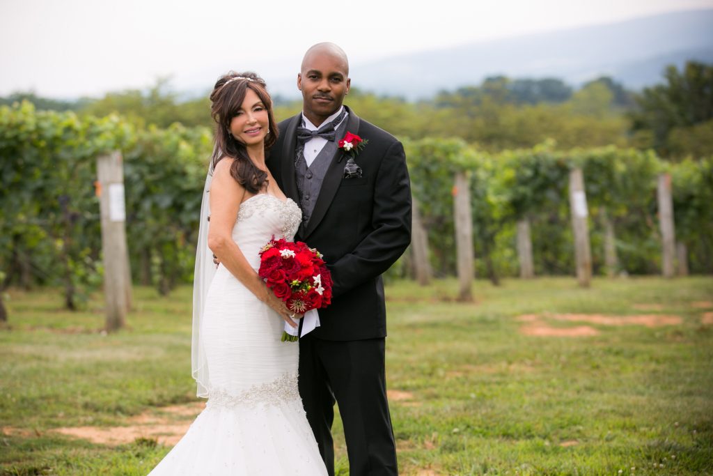 Donna & Key © Genevieve Leiper Photography - Breaux Vineyards | Top ...
